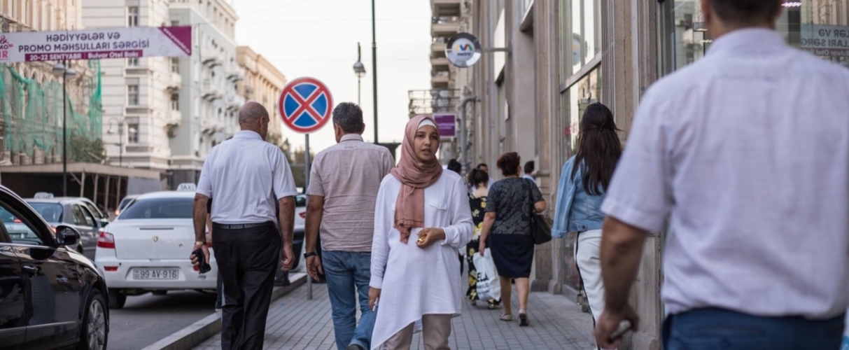 Hijab or work: Muslim Azerbaijani women forced to choose - MEYDAN.TV